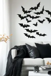 9+ Spooky Halloween Bat Ideas for Your Walls – DreamyHomeStyle